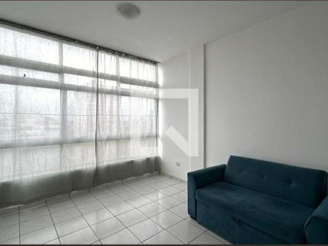 Apartamento à Venda Centro, 1 Quarto, 28 m² Curitiba