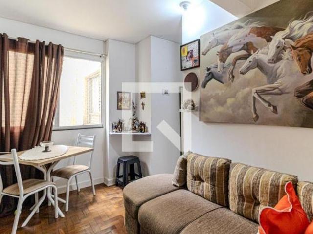 Apartamento à Venda Centro, 1 Quarto, 33 m2
