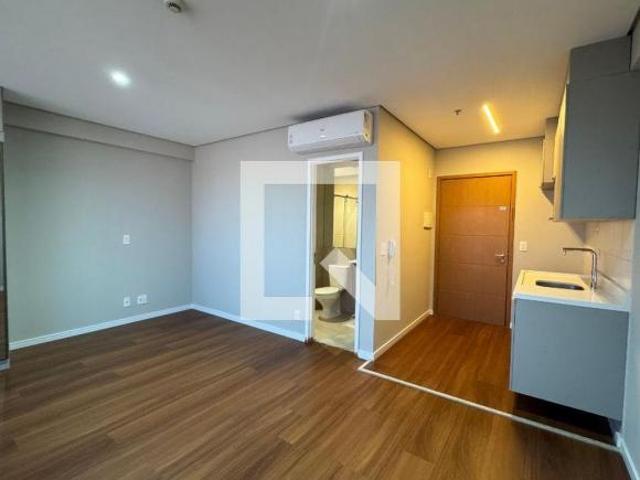 Apartamento à Venda Centro, 1 Quarto, 32 m2