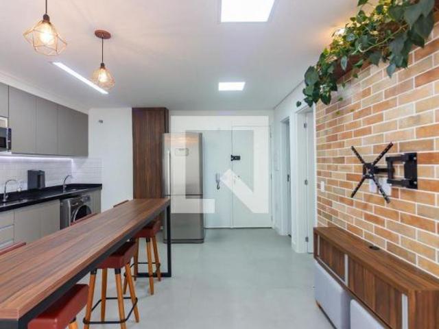 Apartamento à Venda Centro, 1 Quarto, 37 m2