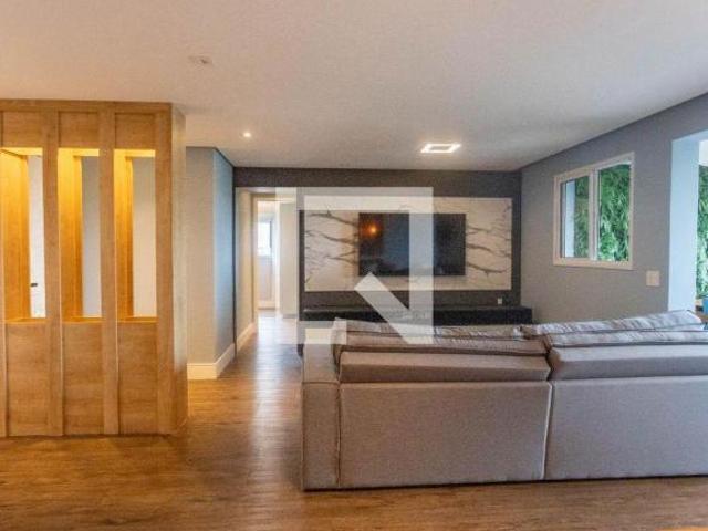 Apartamento à Venda Centro, 2 Quartos, 114 m2