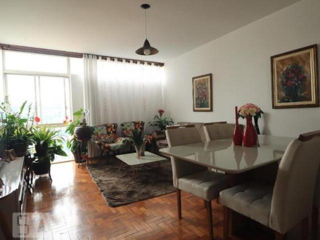 Apartamento à Venda Centro, 2 Quartos, 118 m2