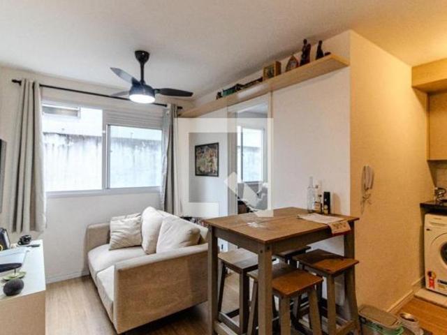Apartamento à Venda Centro, 2 Quartos, 33 m2