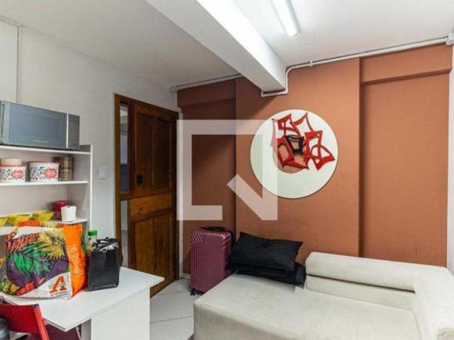 Apartamento à Venda Centro, 2 Quartos, 40 m2