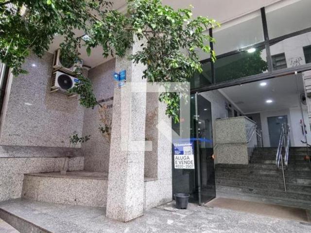 Apartamento à Venda Centro, 2 Quartos, 44 m2