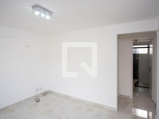 Apartamento à Venda Centro, 2 Quartos, 44 m2