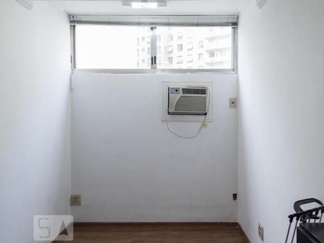 Apartamento à Venda Centro, 2 Quartos, 45 m2