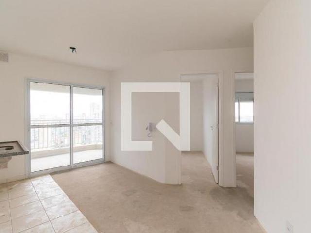 Apartamento à Venda Centro, 2 Quartos, 45 m2