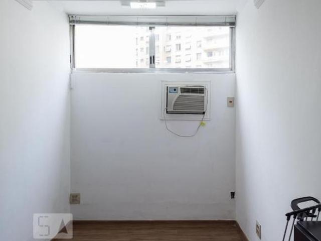Apartamento à Venda Centro, 2 Quartos, 45 m2