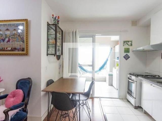 Apartamento à Venda Centro, 2 Quartos, 45 m2