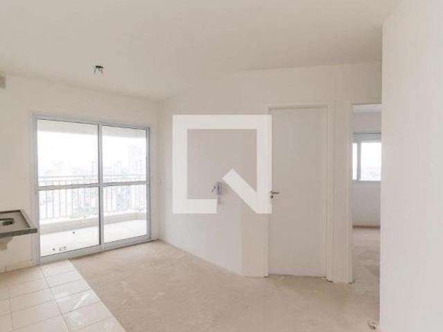 Apartamento à Venda Centro, 2 Quartos, 45 m2