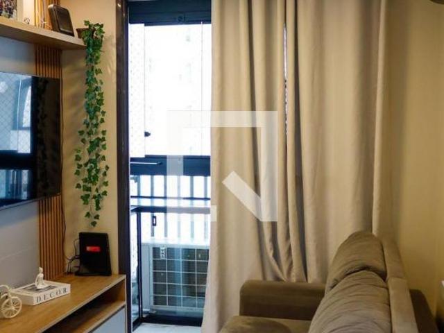 Apartamento à Venda Centro, 2 Quartos, 49 m2