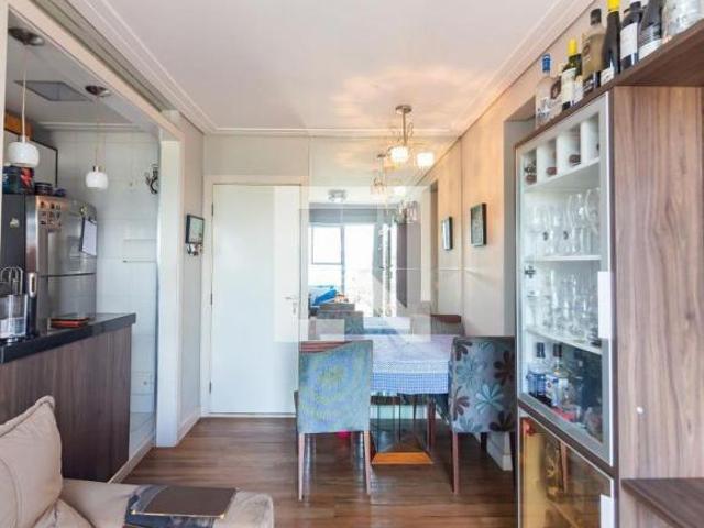 Apartamento à Venda Centro, 2 Quartos, 50 m2