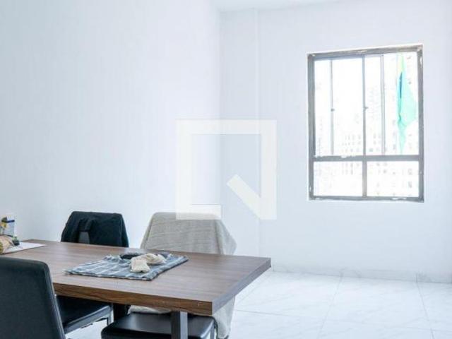 Apartamento à Venda Centro, 2 Quartos, 50 m2