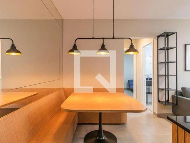 Apartamento à Venda Centro, 2 Quartos, 51 m2
