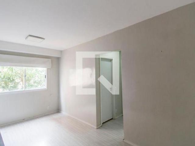 Apartamento à Venda Centro, 2 Quartos, 51 m2