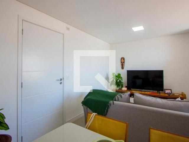 Apartamento à Venda Centro, 2 Quartos, 53 m2