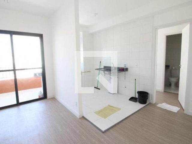 Apartamento à Venda Centro, 2 Quartos, 55 m2