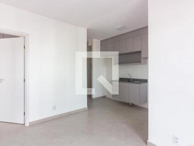 Apartamento à Venda Centro, 2 Quartos, 55 m2