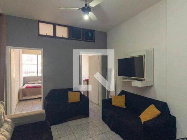Apartamento à Venda Centro, 2 Quartos, 55 m2