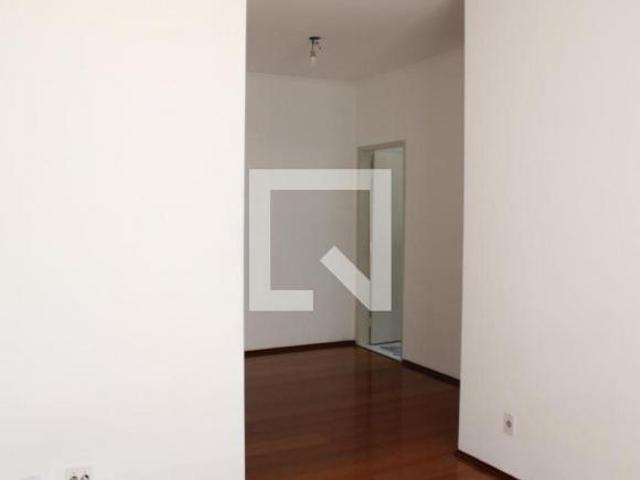 Apartamento à Venda Centro, 2 Quartos, 56 m2
