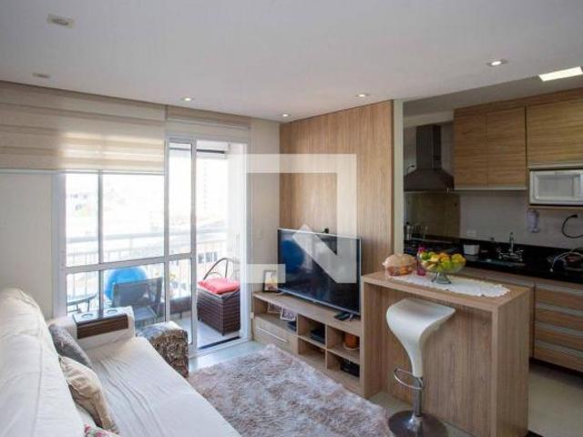 Apartamento à Venda Centro, 2 Quartos, 56 m2