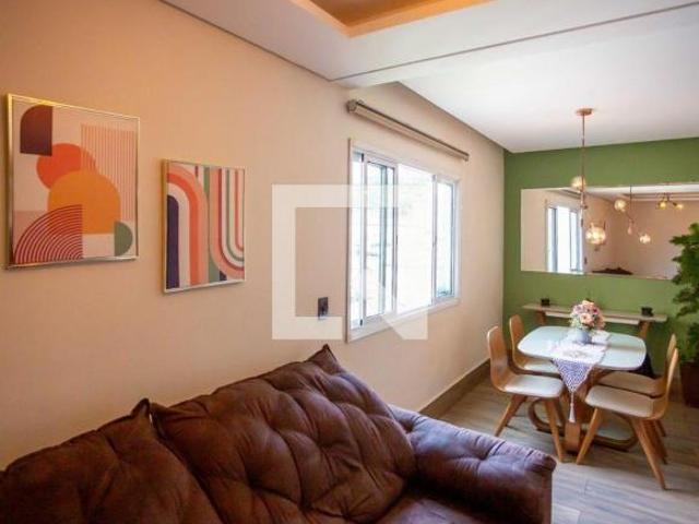 Apartamento à Venda Centro, 2 Quartos, 56 m2