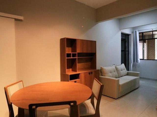 Apartamento à Venda Centro, 2 Quartos, 57 m2