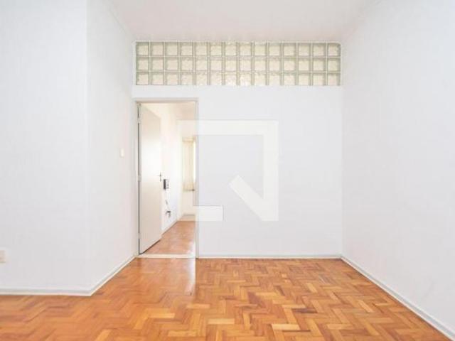 Apartamento à Venda Centro, 2 Quartos, 57 m2