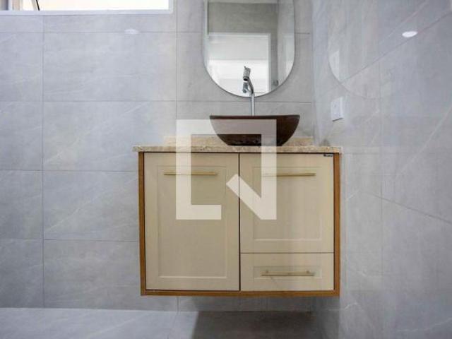 Apartamento à Venda Centro, 2 Quartos, 57 m2