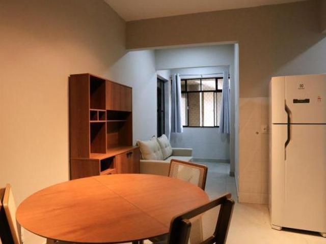 Apartamento à Venda Centro, 2 Quartos, 57 m2