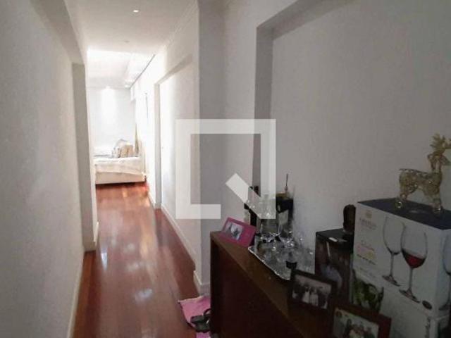 Apartamento à Venda Centro, 2 Quartos, 57 m2