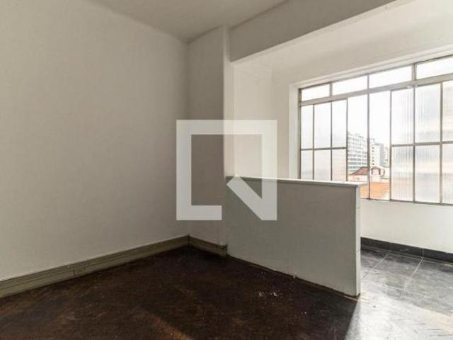 Apartamento à Venda Centro, 2 Quartos, 58 m2