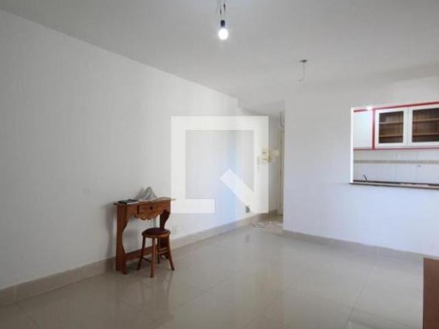 Apartamento à Venda Centro, 2 Quartos, 59 m2