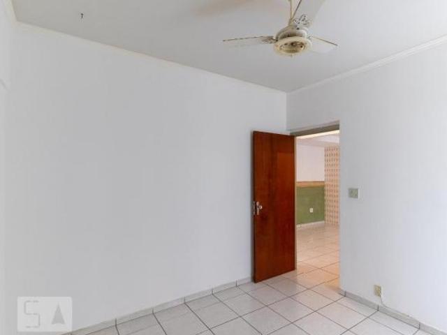Apartamento à Venda Centro, 2 Quartos, 60 m2