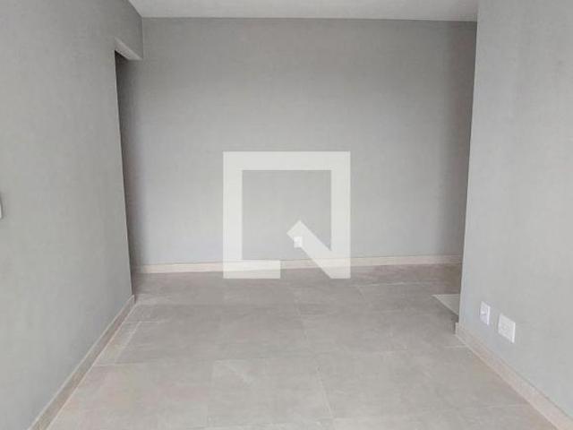 Apartamento à Venda Centro, 2 Quartos, 60 m2