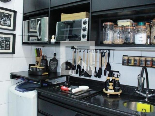 Apartamento à Venda Centro, 2 Quartos, 61 m2