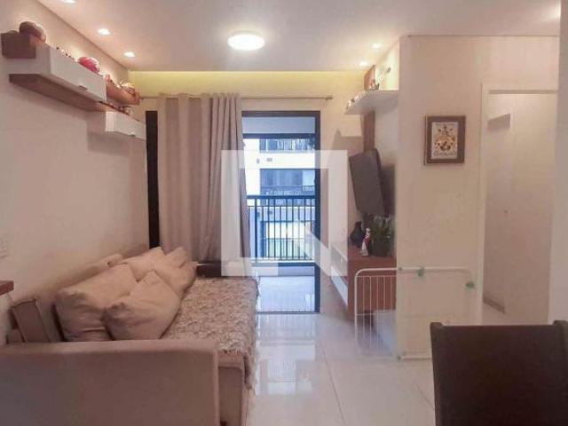 Apartamento à Venda Centro, 2 Quartos, 62 m2