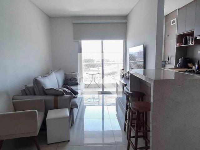 Apartamento à Venda Centro, 2 Quartos, 62 m2