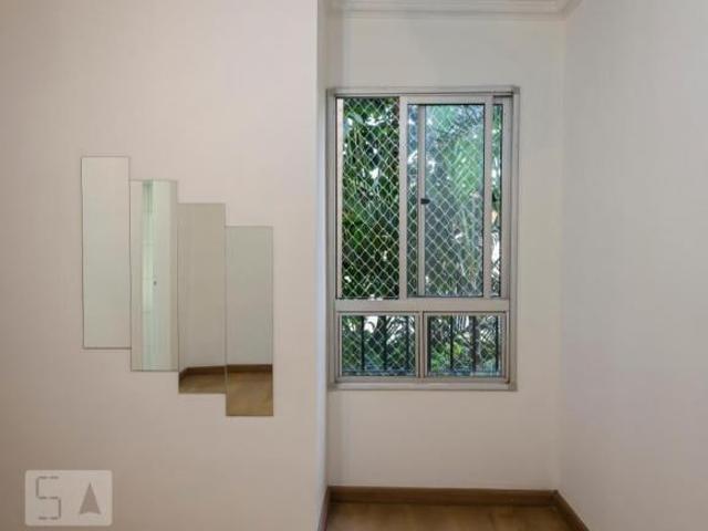 Apartamento à Venda Centro, 2 Quartos, 62 m2