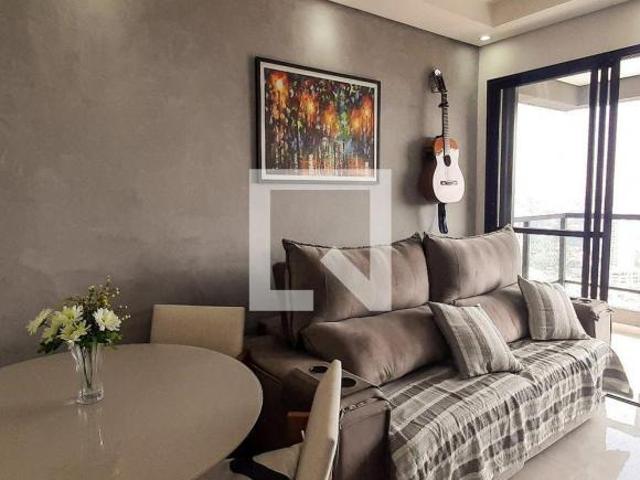 Apartamento à Venda Centro, 2 Quartos, 63 m2