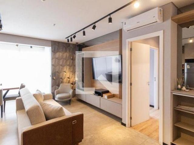 Apartamento à Venda Centro, 2 Quartos, 64 m2