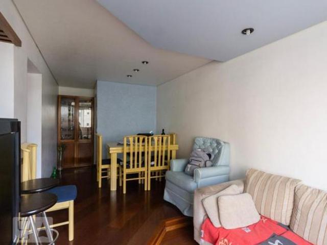 Apartamento à Venda Centro, 2 Quartos, 64 m2