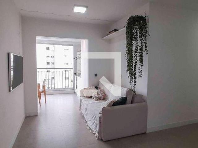 Apartamento à Venda Centro, 2 Quartos, 64 m2
