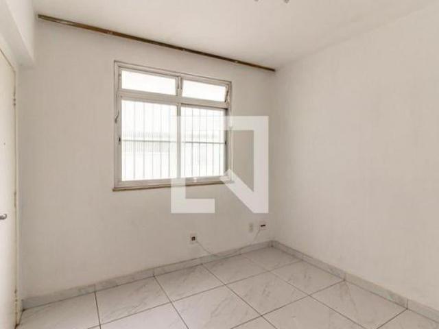 Apartamento à Venda Centro, 2 Quartos, 64 m2