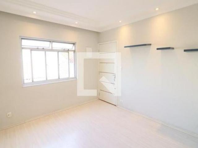 Apartamento à Venda Centro, 2 Quartos, 64 m2