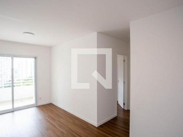 Apartamento à Venda Centro, 2 Quartos, 65 m2