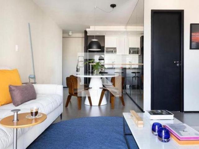 Apartamento à Venda Centro, 2 Quartos, 65 m2