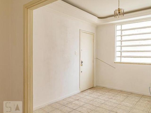 Apartamento à Venda Centro, 2 Quartos, 65 m2