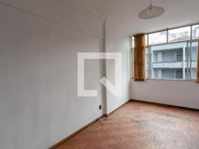 Apartamento à Venda Centro, 2 Quartos, 66 m2